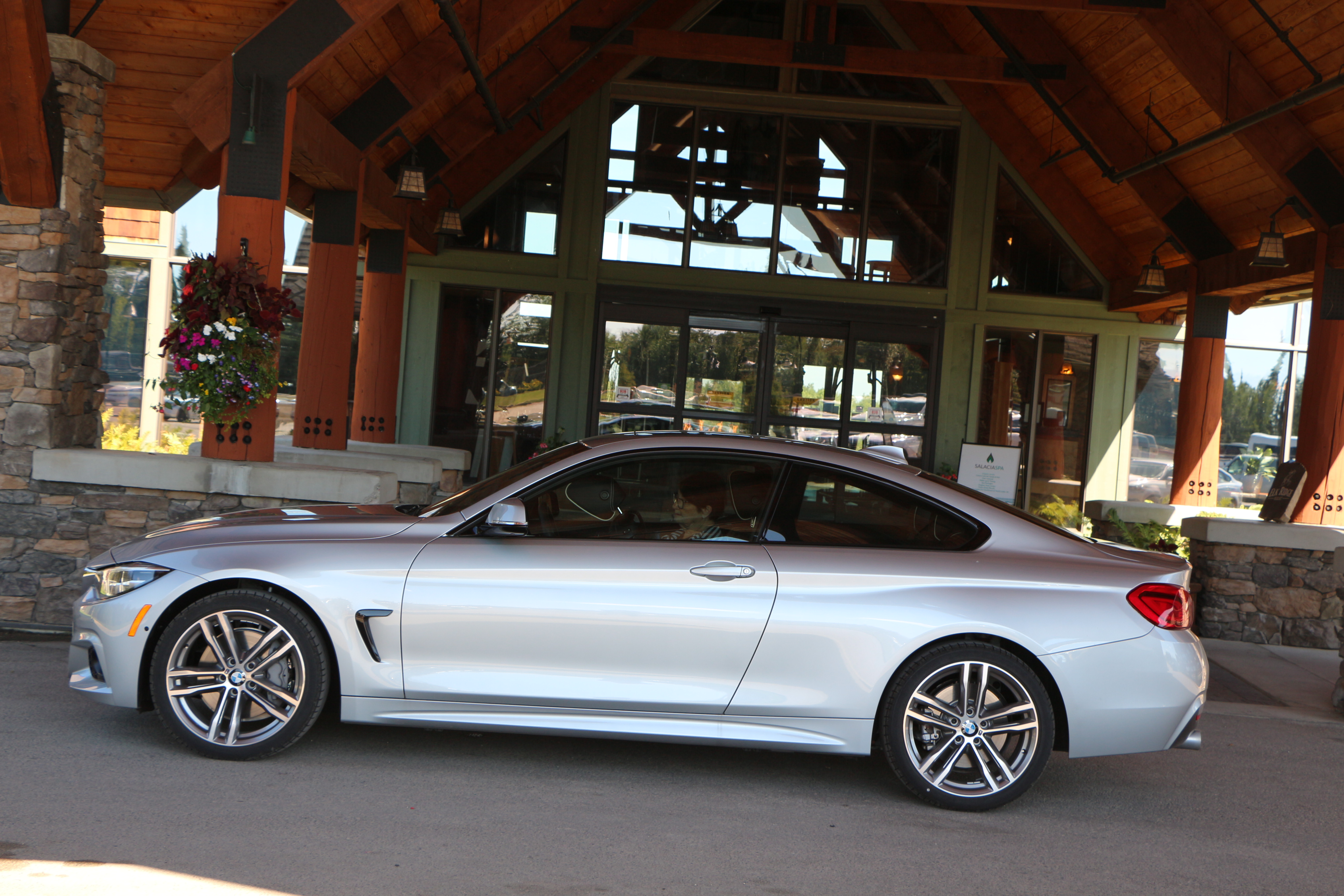 Test Drive: 2018 BMW 400i xDrive Coupe- vicariousmag.com