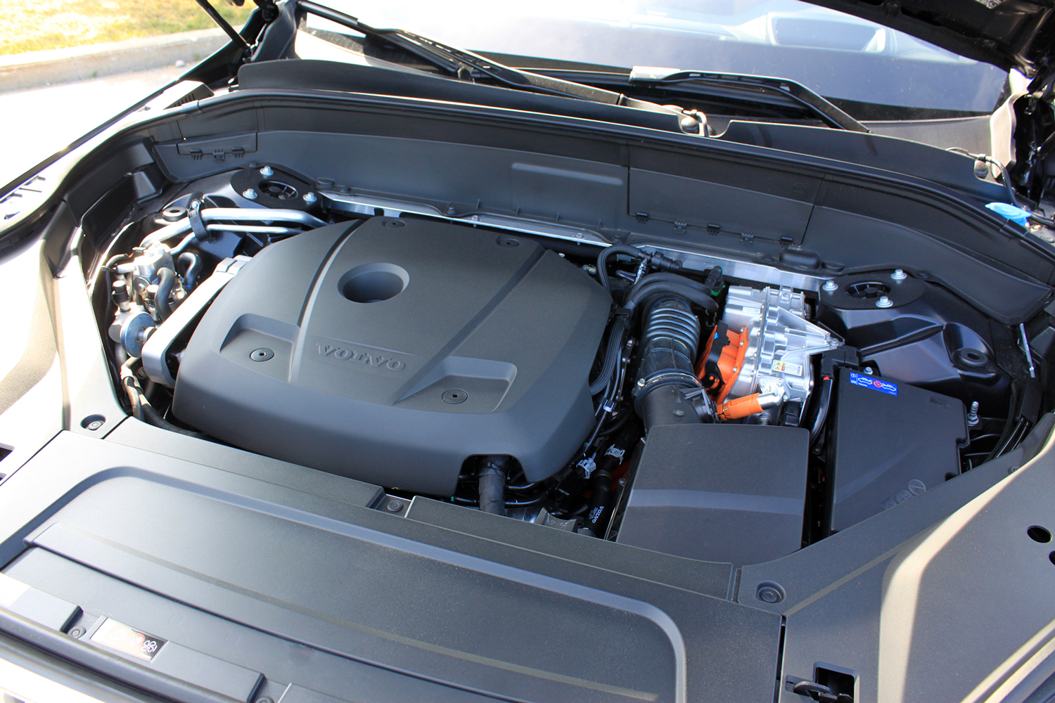 Road Test: 2019 Volvo XC90 T8 Inscription | Vicarious Magazine