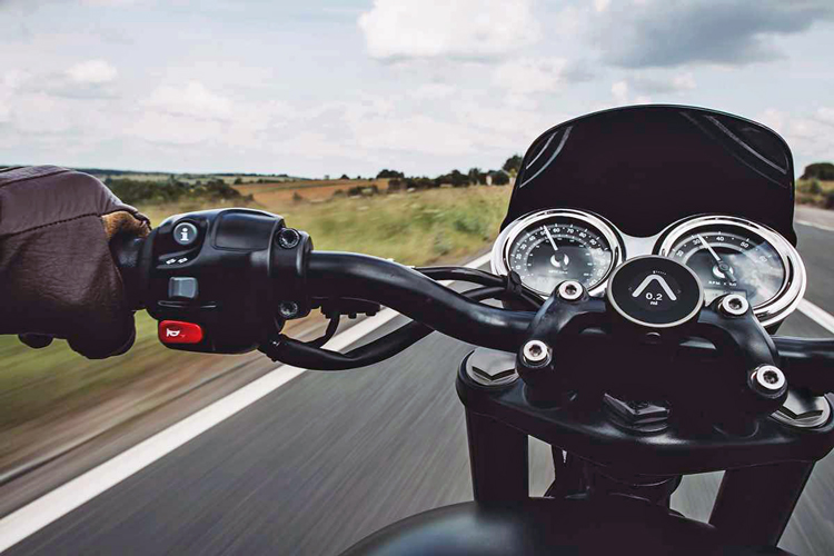 Triumph Beeline: Motorcycle Navigation System - Vicarious Magazine